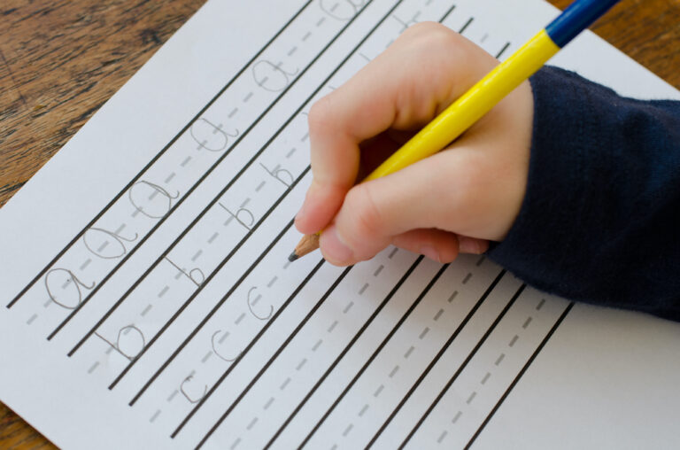5 Ways to Improve Your Child’s Handwriting (KS1) | WordUnited